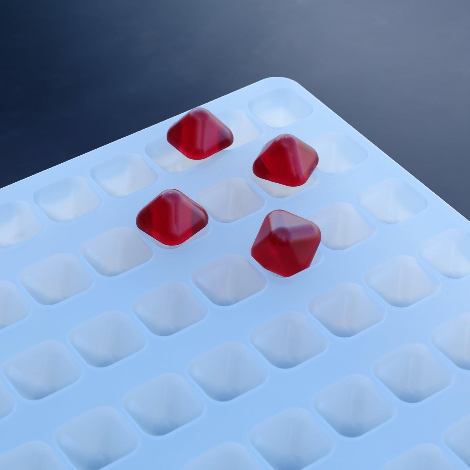 3 mL Vector Pyramid Gummy Mold | 128 Cavity Mold | Shop Now – Vector Molds